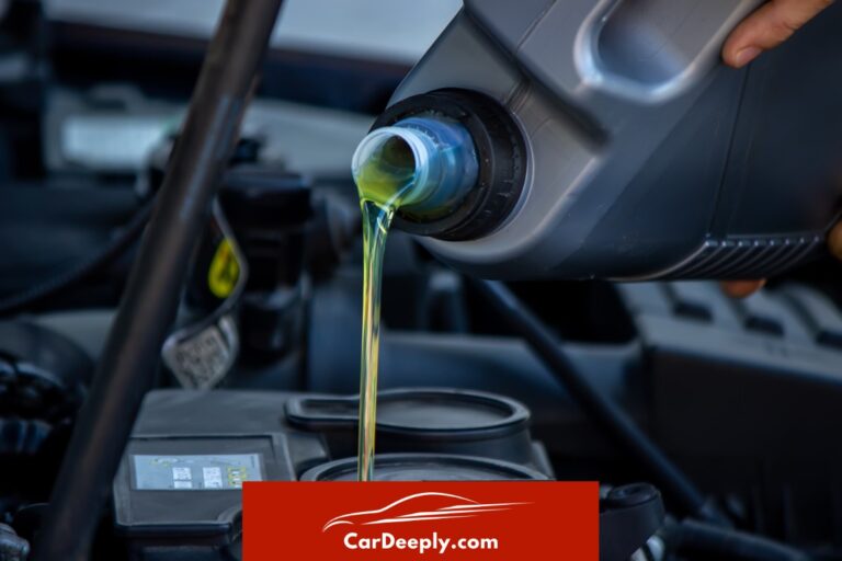 3 Best Oils for Toyota RAV4 (incl. important Tips) - CarDeeply.com